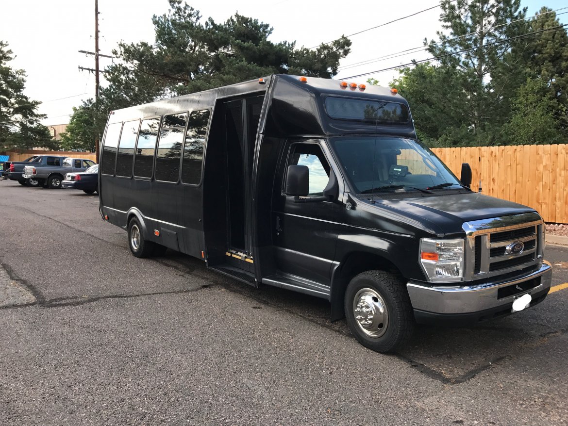 Used 2009 Ford E450 for sale #WS-11041 | We Sell Limos
