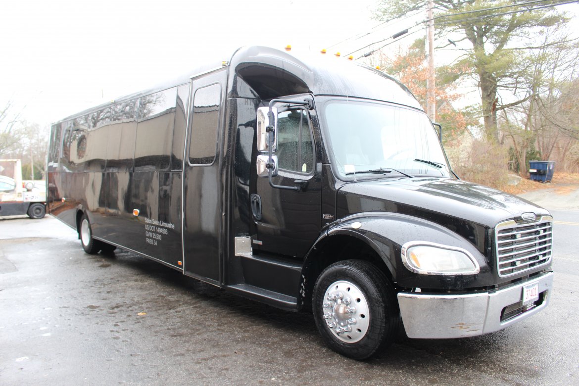 Used 2007 Freightliner M2 for sale #WS-11127 | We Sell Limos
