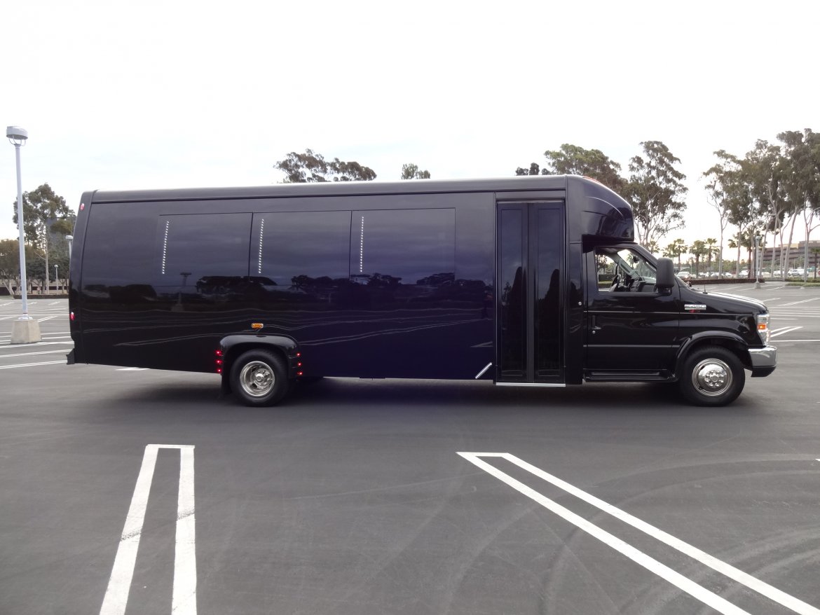 New 2018 Ford E 450 Limo Bus for sale #WS-11137 | We Sell Limos