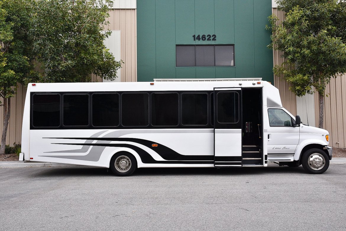 Used 2002 Ford E-550 for sale #WS-11164 | We Sell Limos