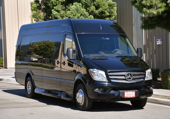 981 Mercedes-Benz Sprinters, Mercedes-Benz Metris, Vans and Ford ...