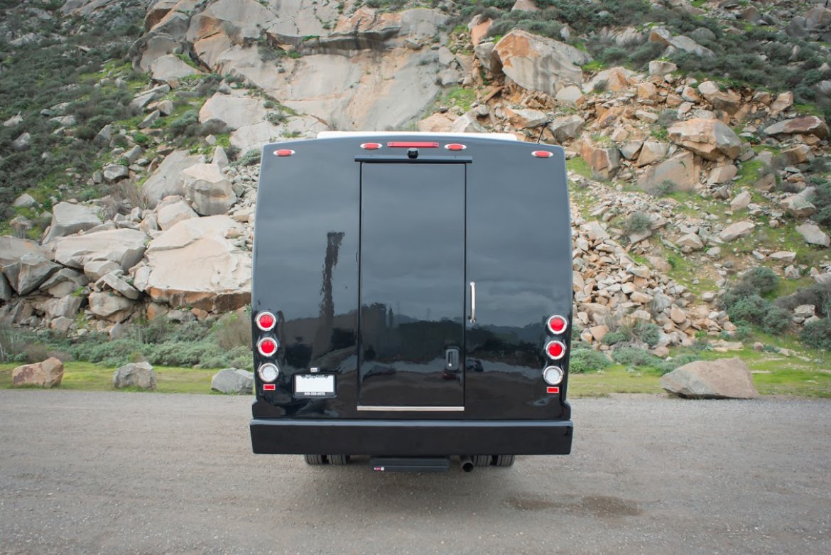 Used 2016 Ford F450 for sale #WS-11625 | We Sell Limos