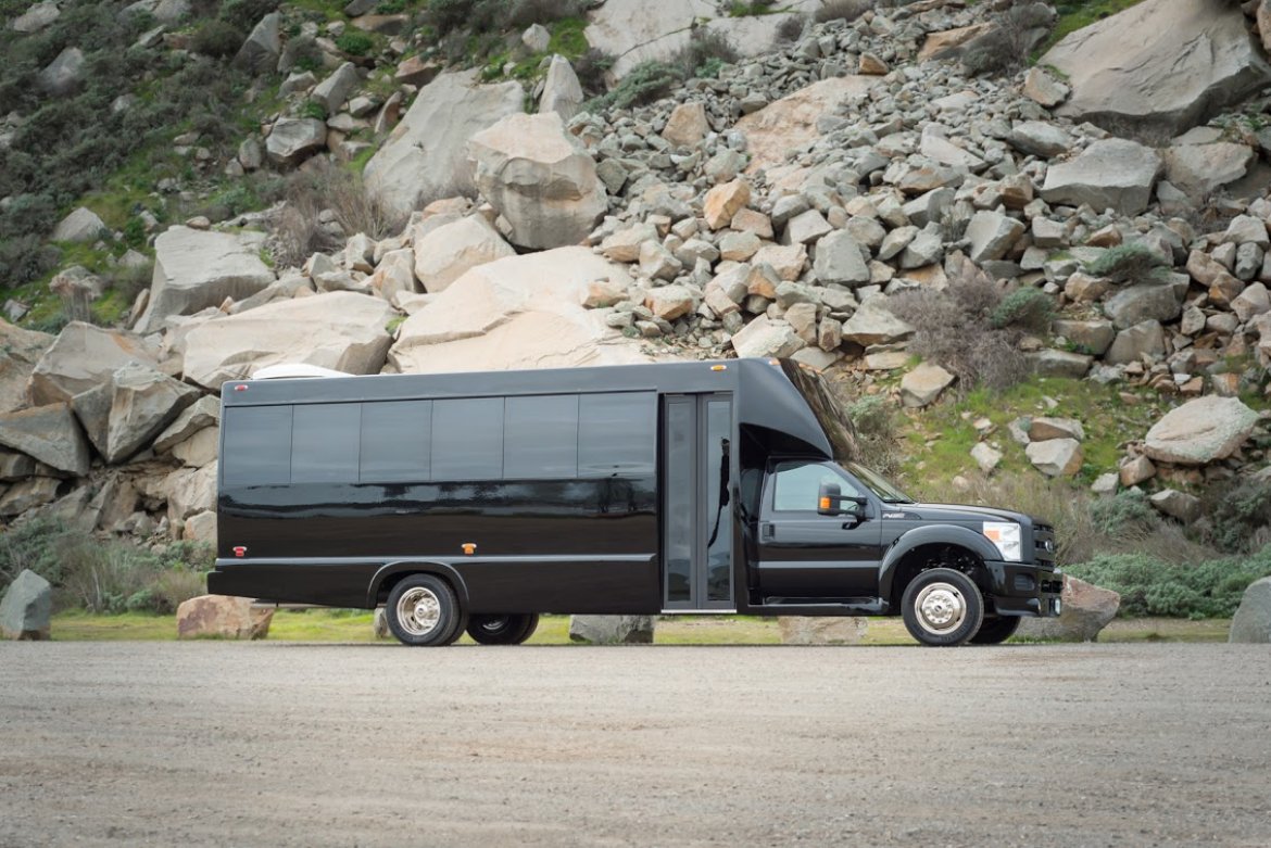 Used 2016 Ford F450 for sale #WS-11625 | We Sell Limos