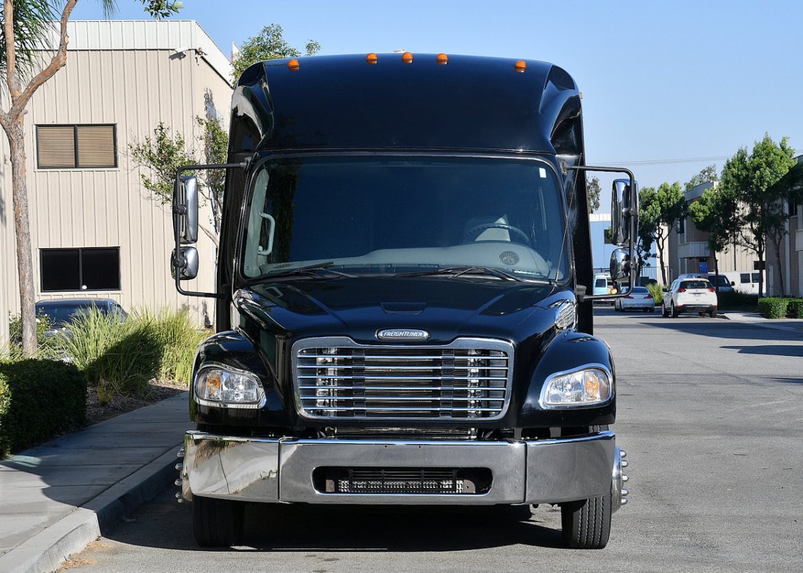 Used 2008 Freightliner Limousine Bus for sale #WS-11687 | We Sell Limos