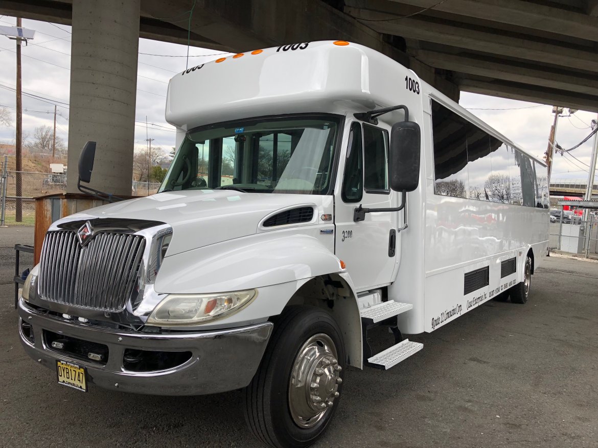 Used 2009 International 3200 for sale #WS-11771 | We Sell Limos
