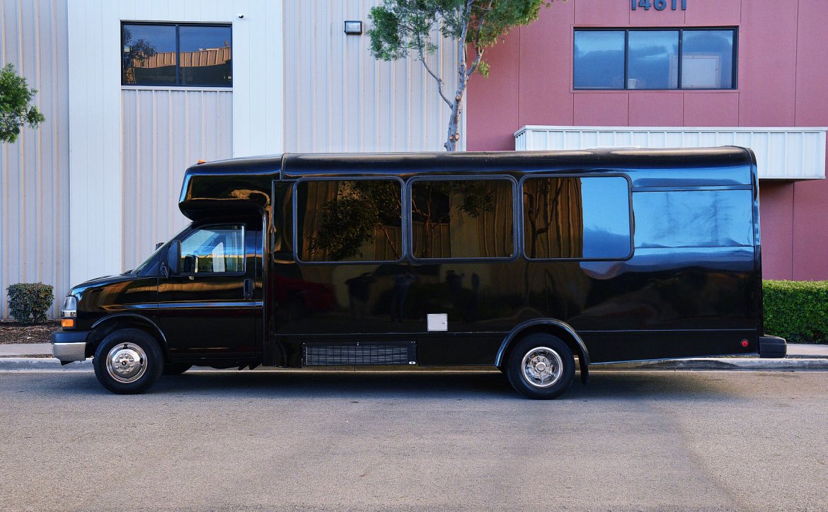 Used 2008 Chevrolet 3500 for sale #WS-11858 | We Sell Limos