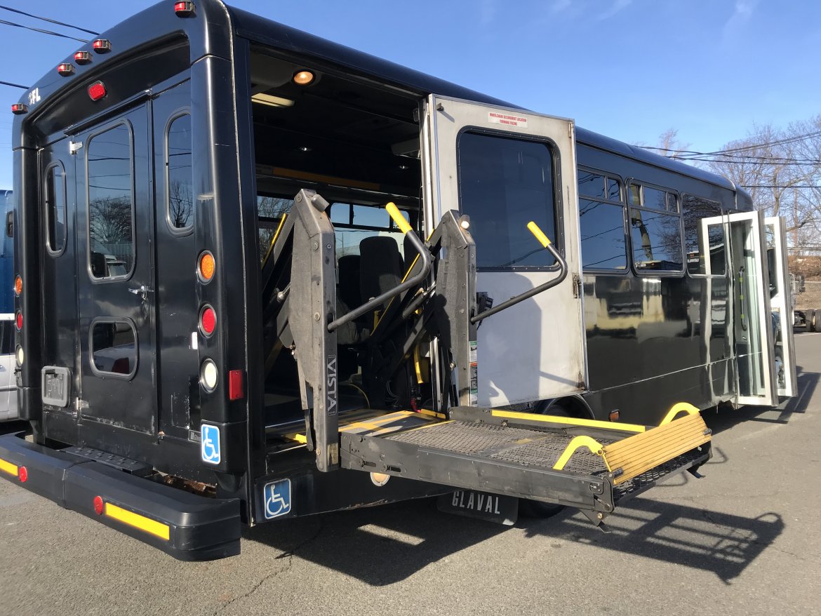 Used 2006 GMC C5500 for sale #WS-11956 | We Sell Limos