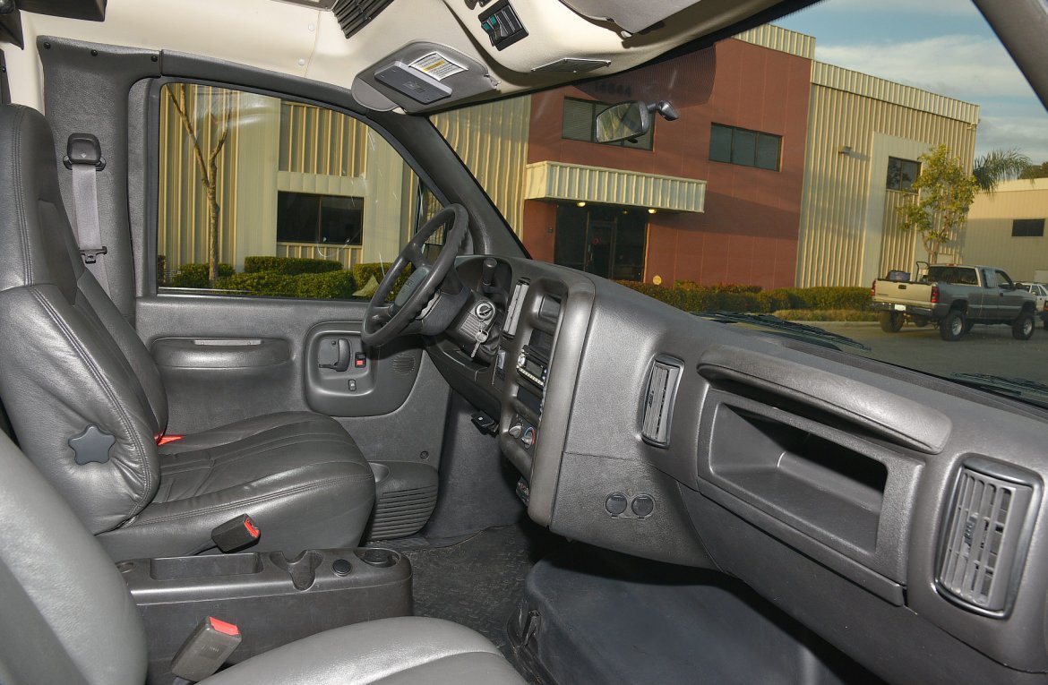 Used 2006 GMC 5500 for sale #WS-11982 | We Sell Limos