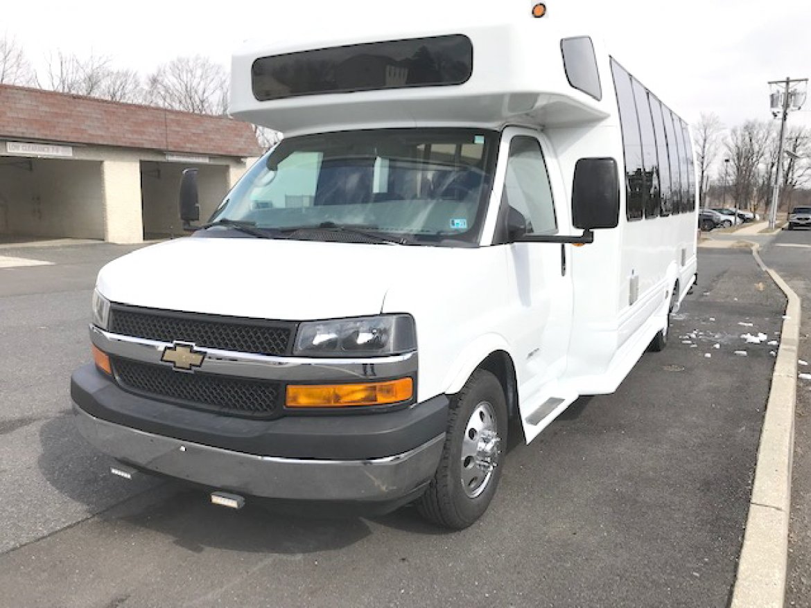 Used 2014 Chevrolet 4500 for sale #WS-12009 | We Sell Limos