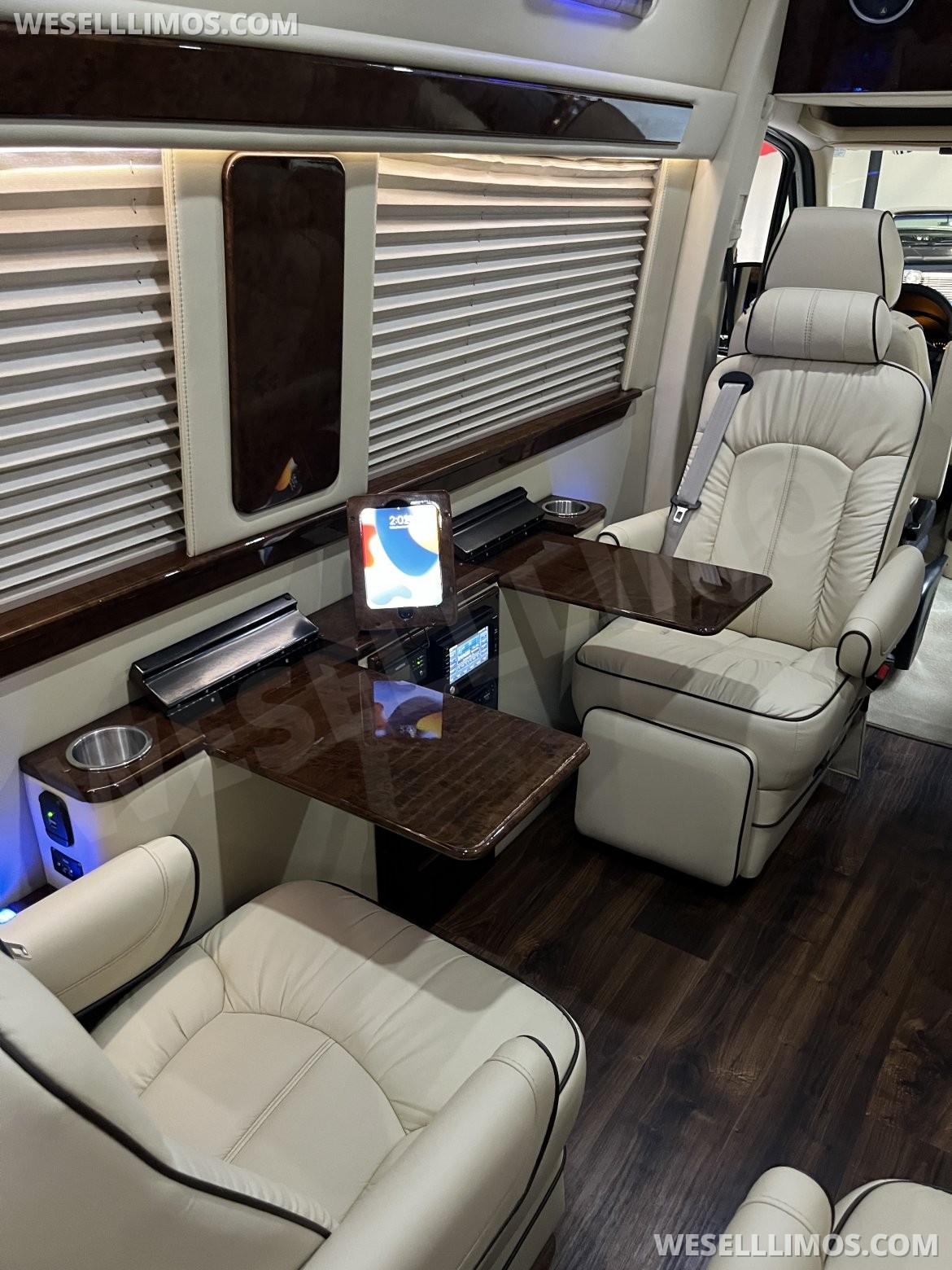 Used 2018 Mercedes-Benz Sprinter 3500 Luxury Coach for sale in Richmond ...