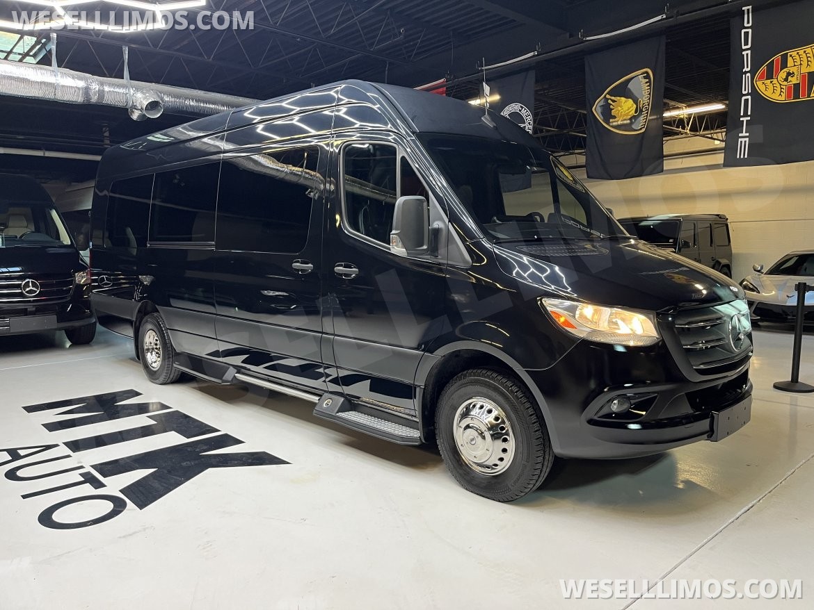 Used 2021 Mercedes-Benz Sprinter 3500 Executive Shuttle for sale in ...