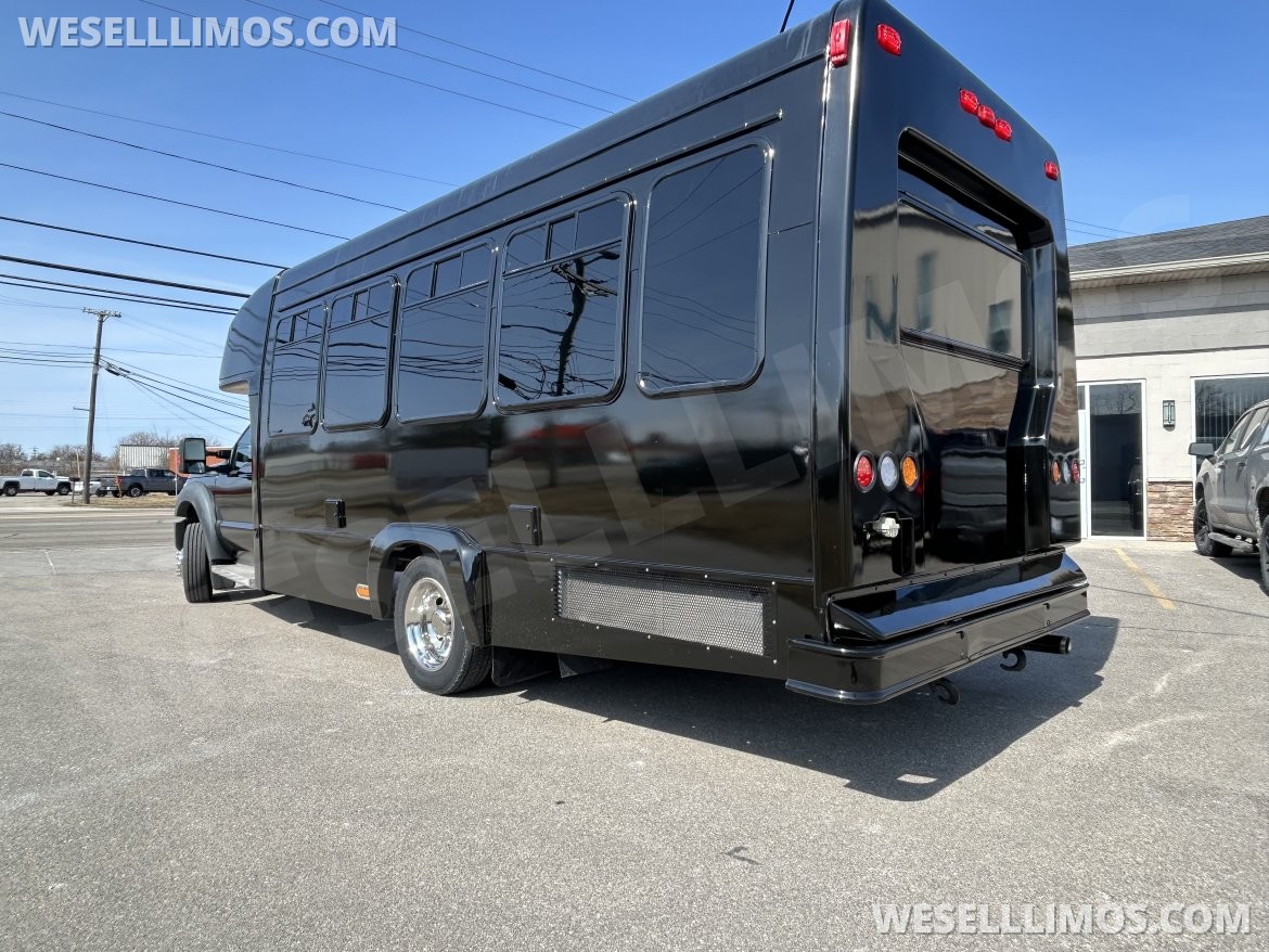 New 2014 Ford F450 for sale in fraser, MI #WS-18817 | We Sell Limos