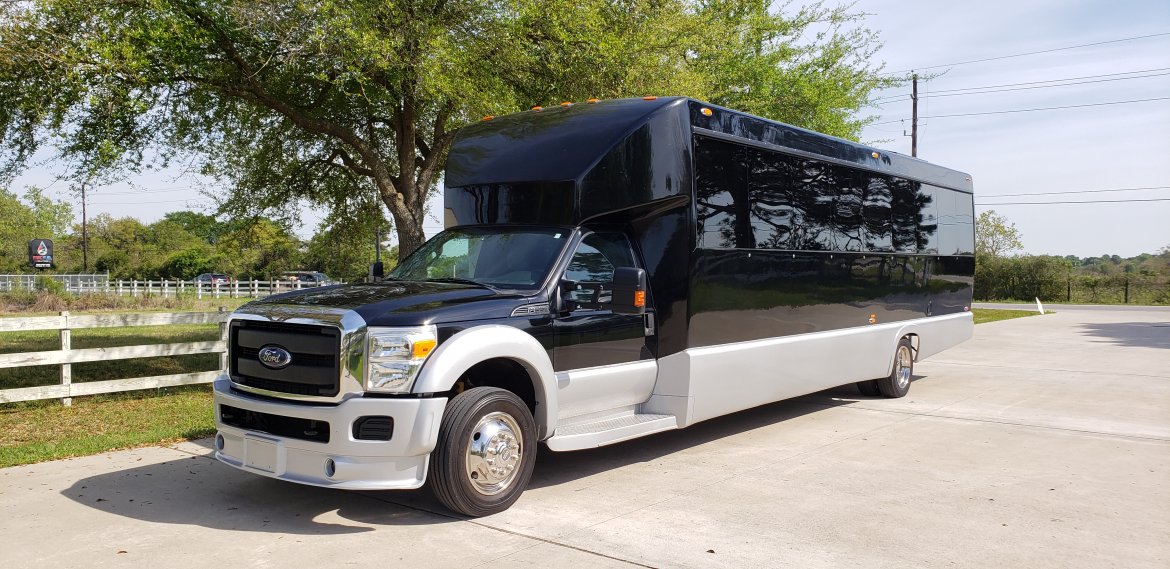 Used 2012 Ford F550 for sale #WS-12101 | We Sell Limos