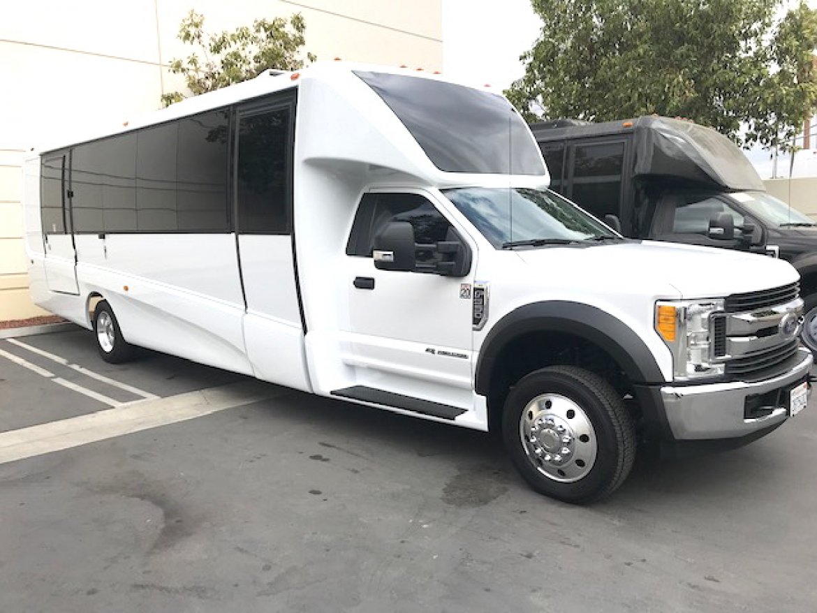 Used 2017 Ford F-550 for sale #WS-12156 | We Sell Limos