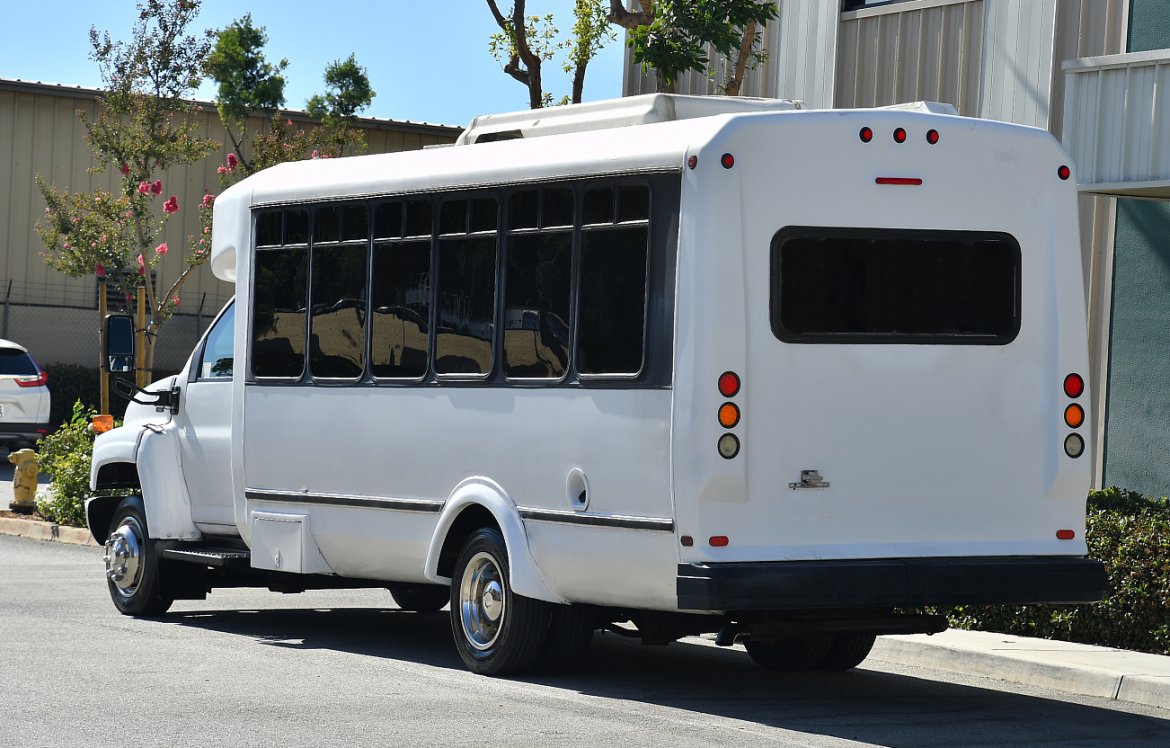 Used 2004 Chevrolet 5500 for sale #WS-13677 | We Sell Limos