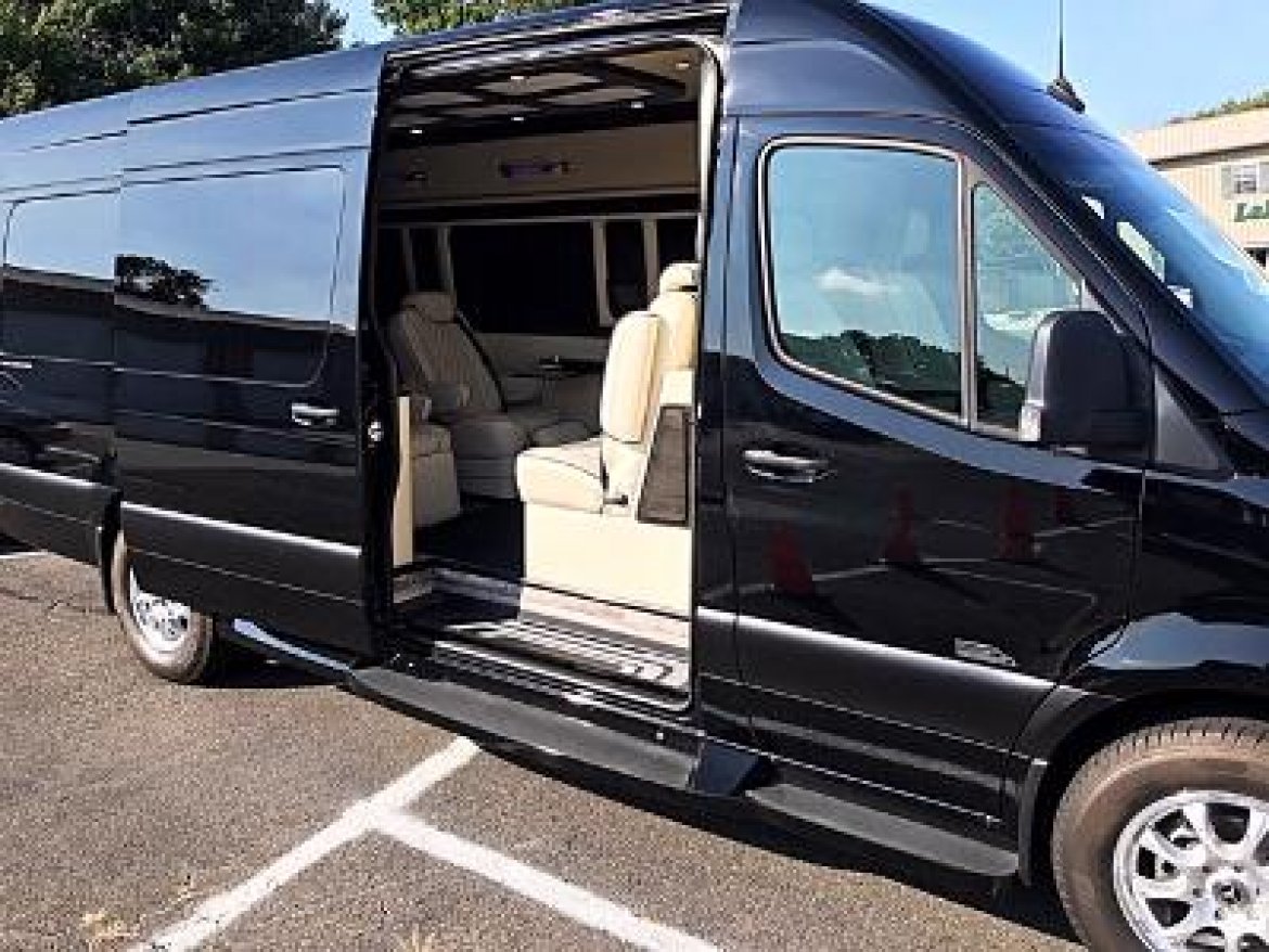 New 2020 Mercedes-Benz Club J Sprinter for sale #WS-13688 | We Sell Limos