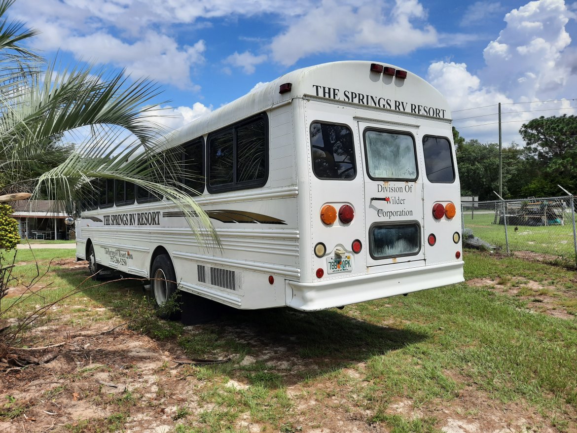 Used 2003 Thomas Bus Shuttle for sale #WS-13703 | We Sell Limos