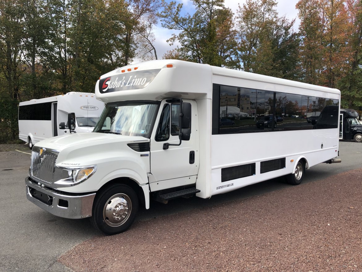 Used 2013 International Starcraft for sale #WS-13981 | We Sell Limos