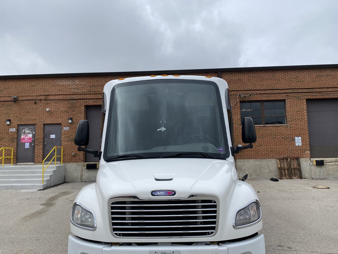 Used 2007 Freightliner M1235 for sale #WS-14024 | We Sell Limos