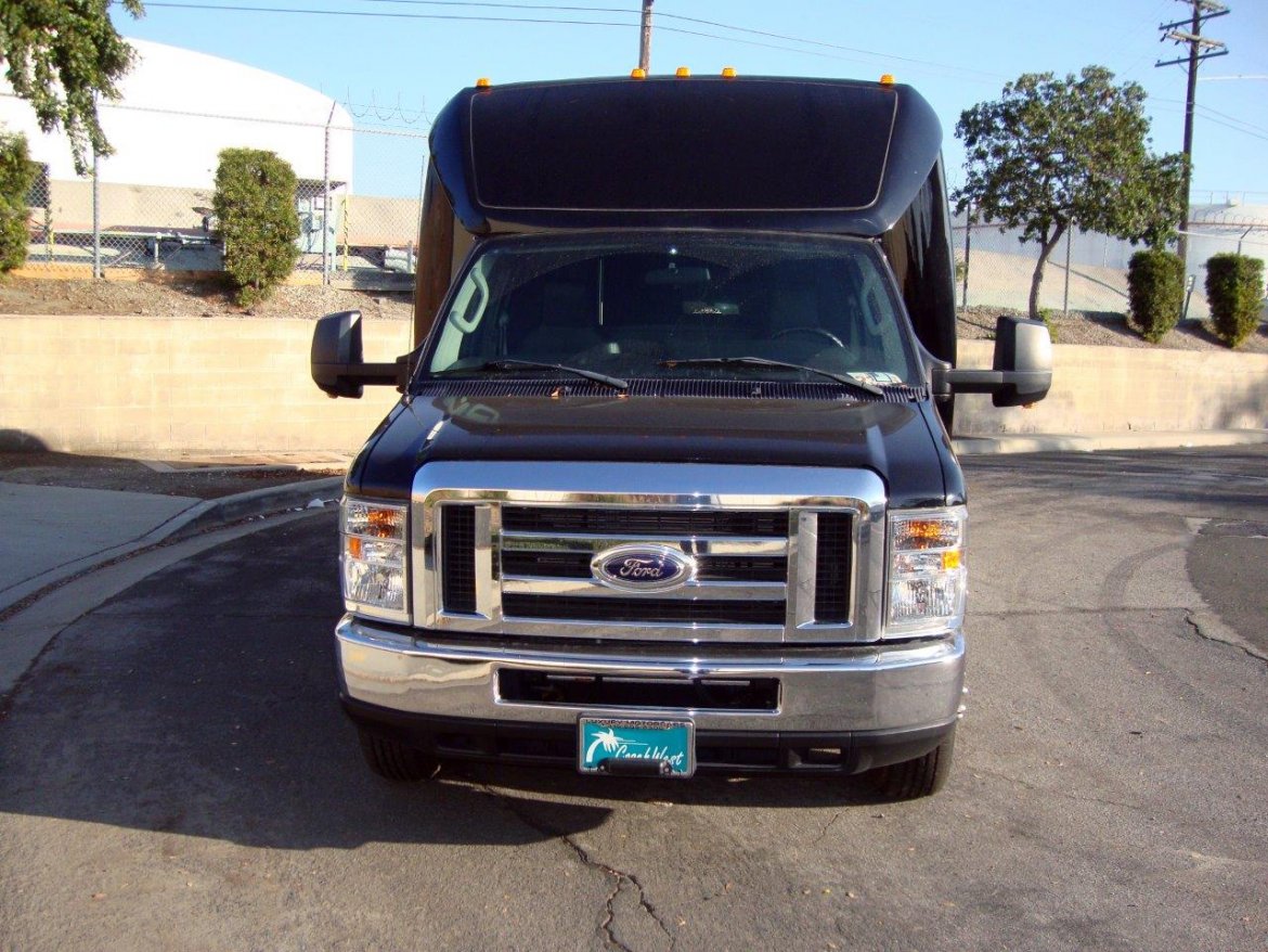 Used 2017 Ford E-450 Super Duty for sale #WS-14286 | We Sell Limos