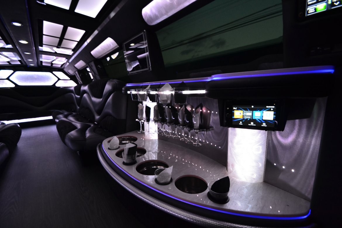 Used 2016 Infiniti QX80 Limousine for sale #WS-14312 | We Sell Limos