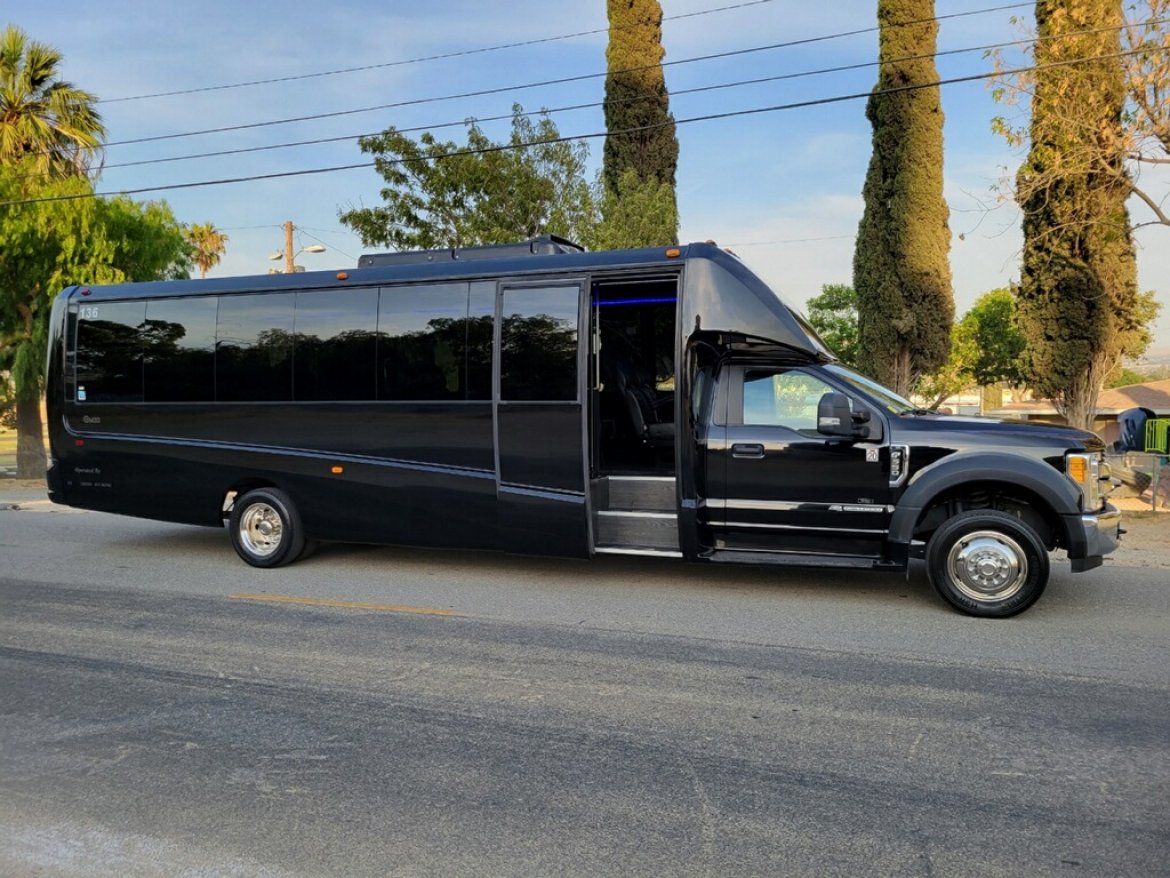 Used 2017 Ford F-550 GM33 for sale #WS-14413 | We Sell Limos