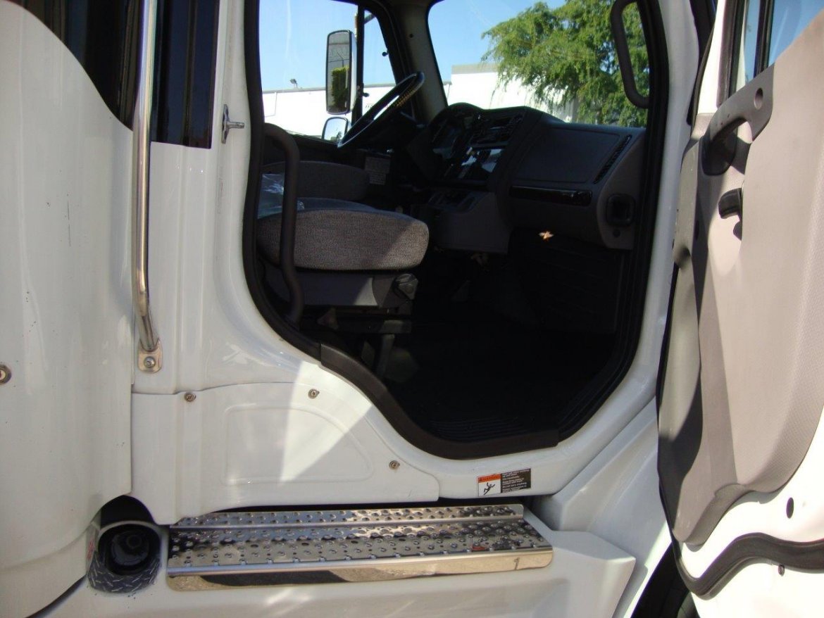 Used 2018 Freightliner M2 106 Passenger Bus for sale #WS-14477 | We ...