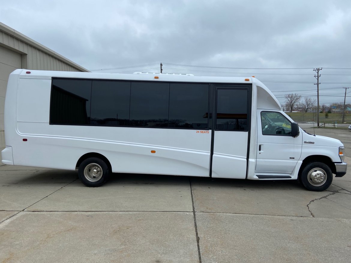Used 2019 Ford E450 for sale #WS-14507 | We Sell Limos