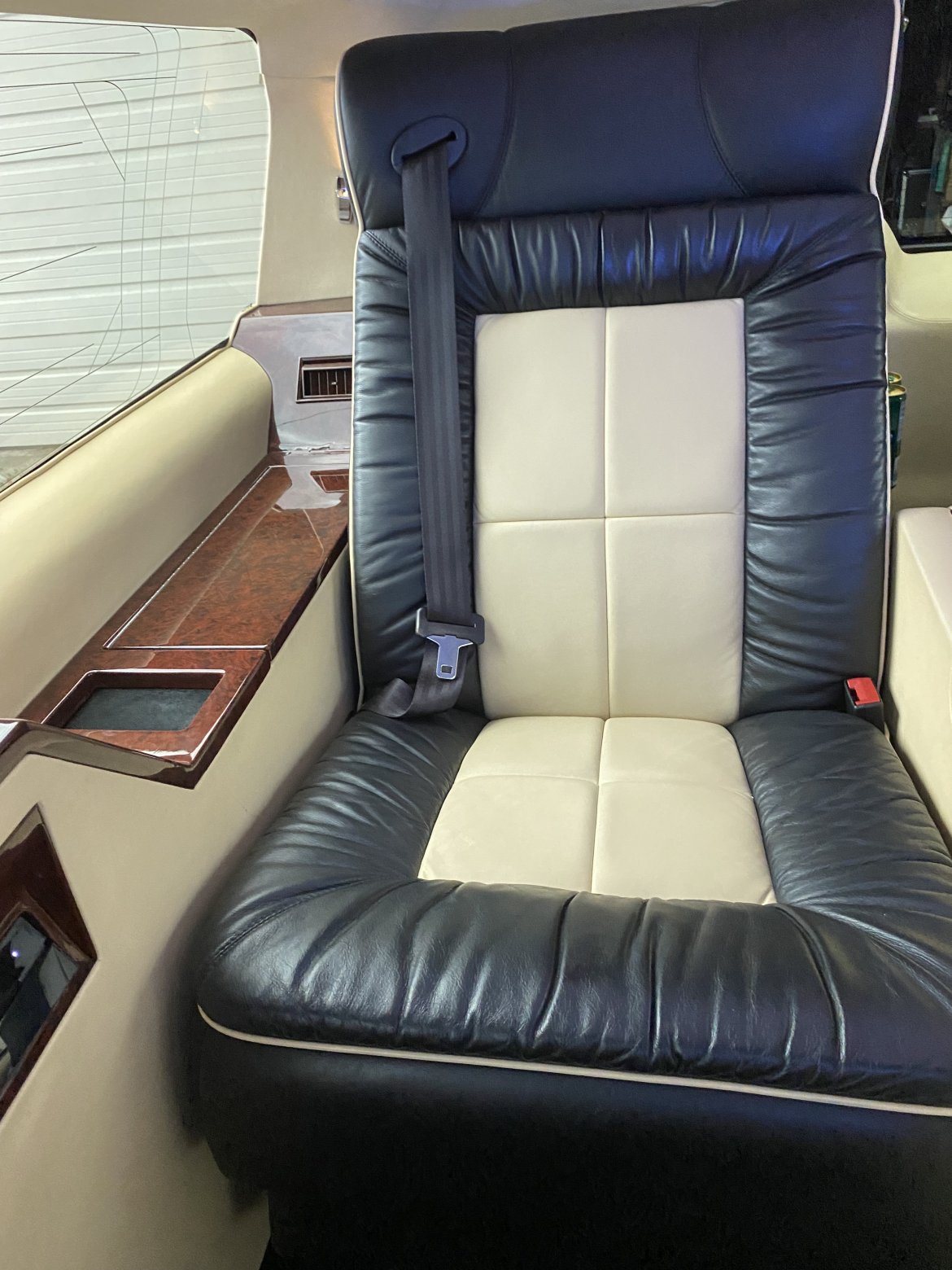 Used 2013 Cadillac Escalade ESV for sale #WS-14679 | We Sell Limos