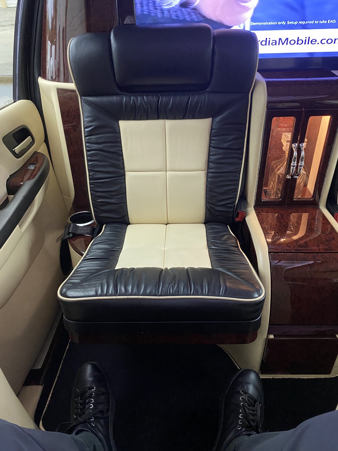 Used 2013 Cadillac Escalade ESV for sale #WS-14679 | We Sell Limos