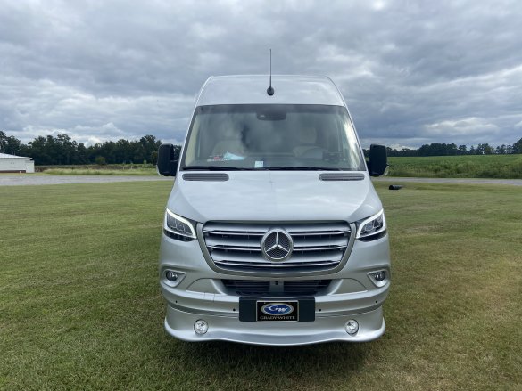 1071 Mercedes-Benz Sprinters, Mercedes-Benz Metris, Vans and Ford ...