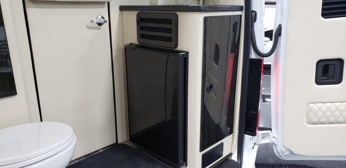 New 2022 Mercedes-Benz Sprinter 2500 144" Luxe Cruiser for sale #WS ...