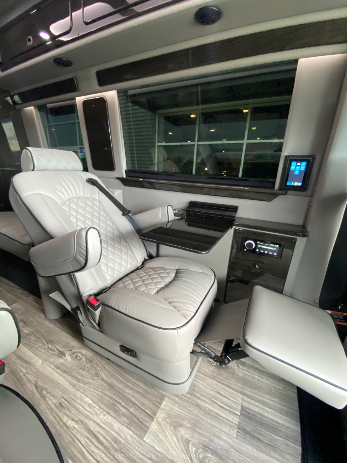 New 2023 Mercedes-Benz Luxe Cruiser 144 for sale #WS-15379 | We Sell Limos