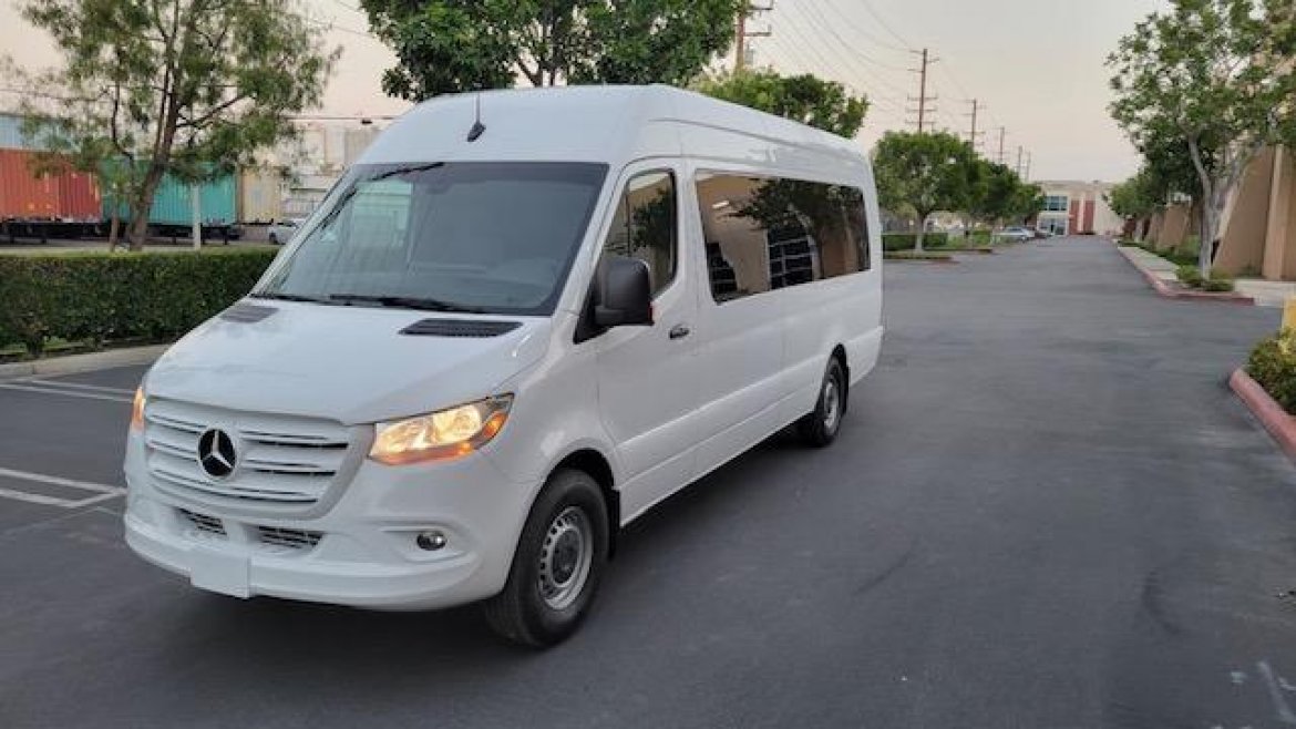 New 2022 Mercedes-Benz Sprinter 2500 for sale #WS-15414 | We Sell Limos
