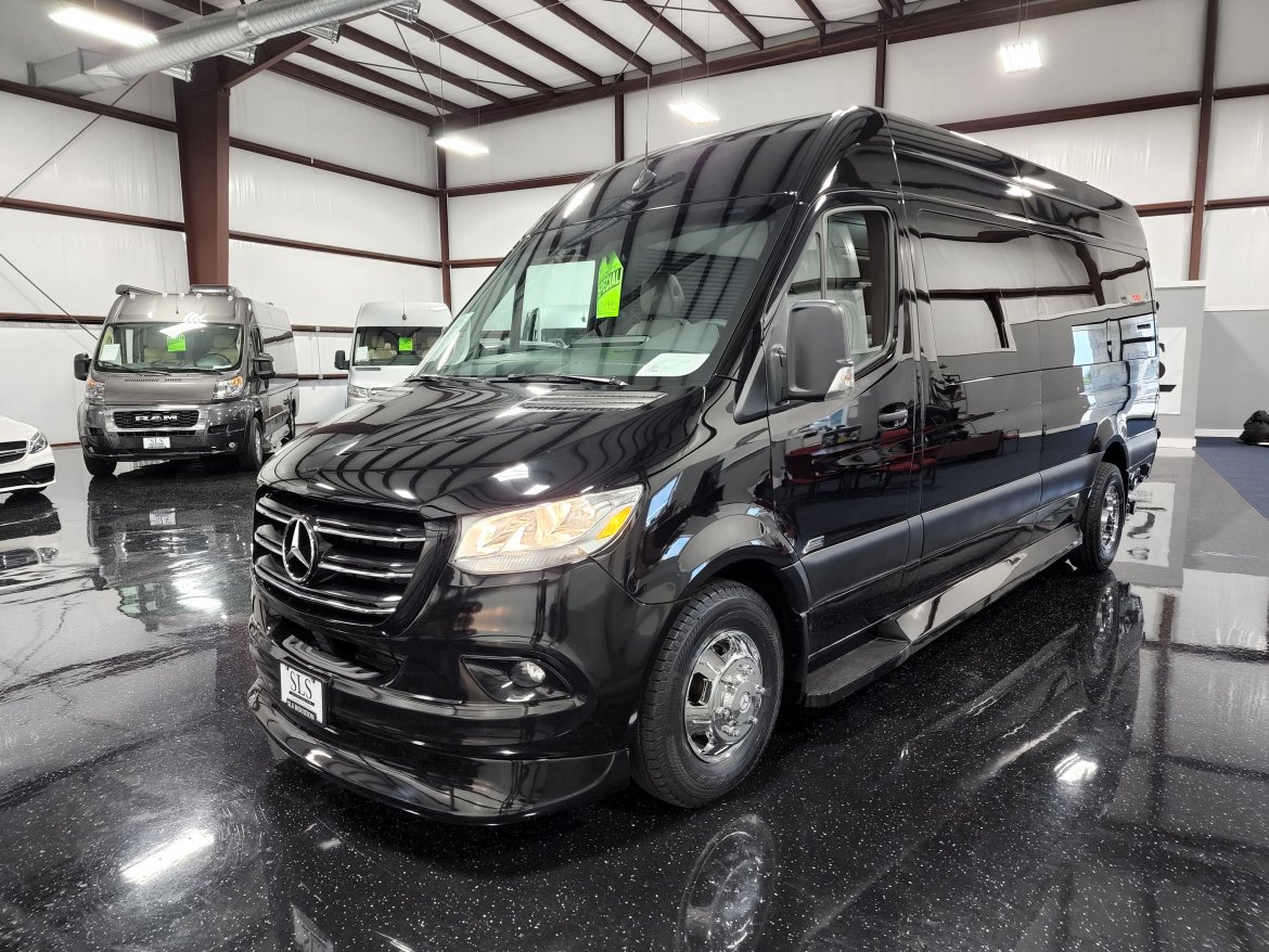 Used 2022 Mercedes-Benz Sprinter 3500 170 Luxe Day Cruiser D6 for sale ...
