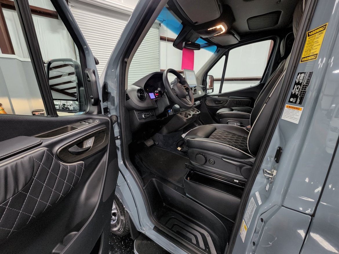 Used 2023 Mercedes-Benz Sprinter 3500 170" Luxe Day Cruiser D6 for sale ...