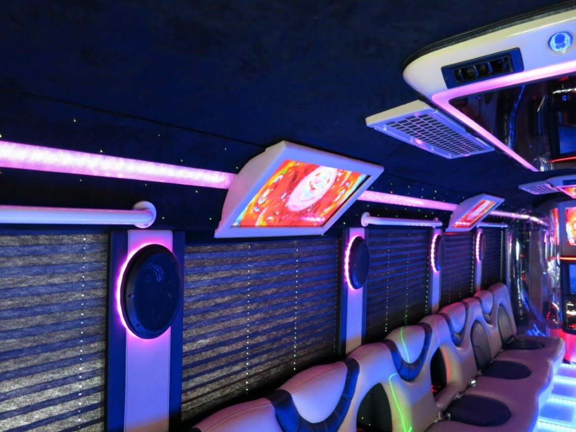 Used 2017 Freightliner M2 Defender for sale #WS-15538 | We Sell Limos