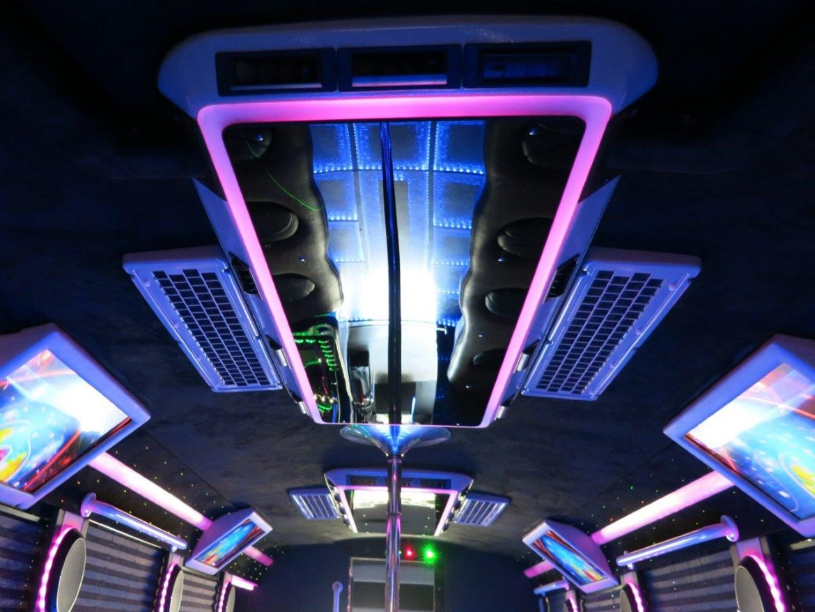 Used 2017 Freightliner M2 Defender for sale #WS-15538 | We Sell Limos