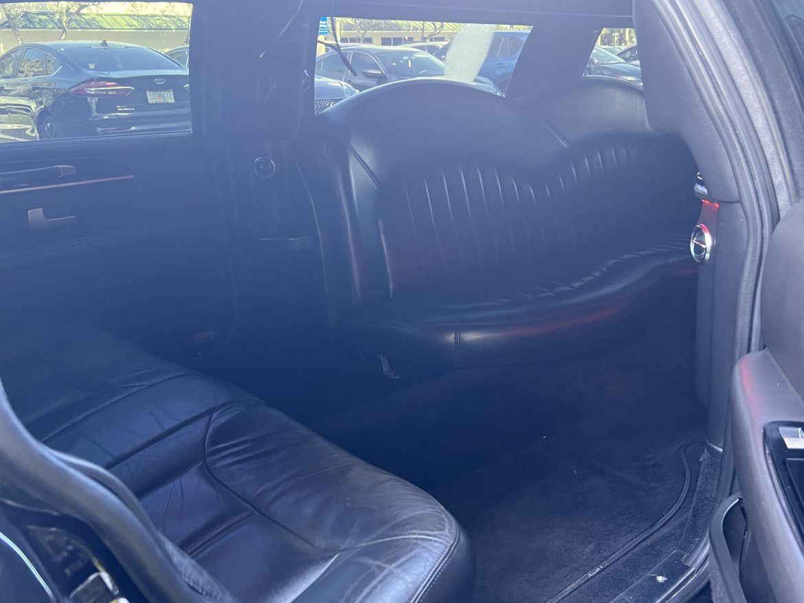 Used 2010 Lincoln Town Car for sale #WS-15556 | We Sell Limos