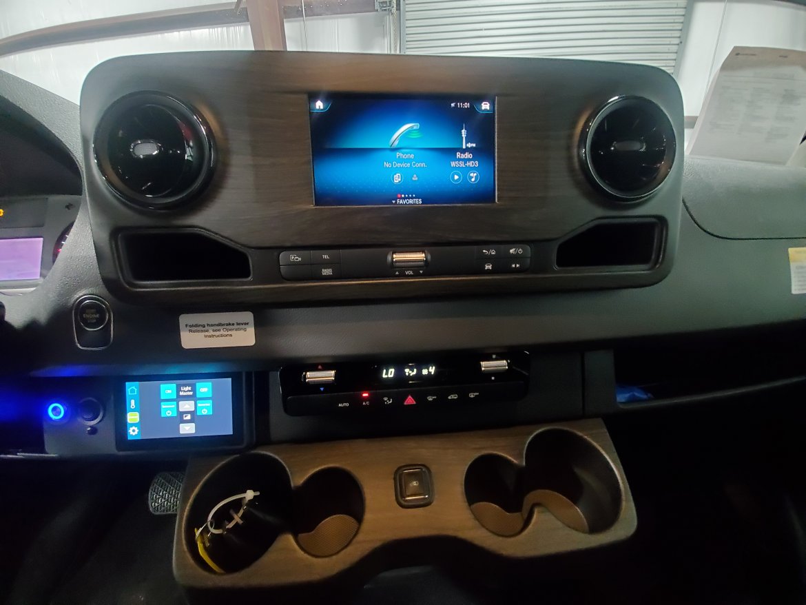 Used 2023 Mercedes-Benz Sprinter 3500 170 Midwest Luxe Business Class ...