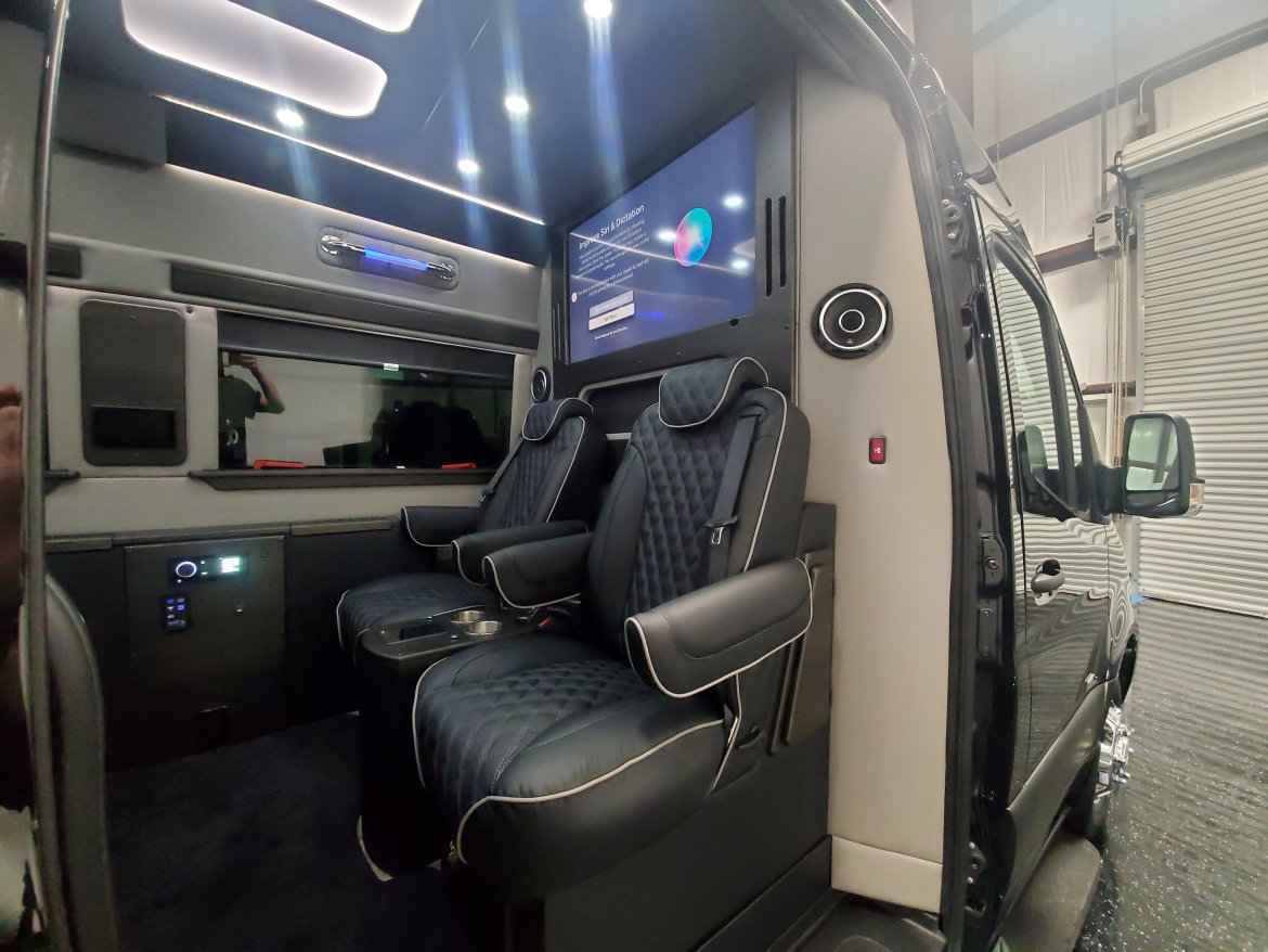 Used 2023 Mercedes-Benz Sprinter 3500 170 Midwest Luxe Business Class ...