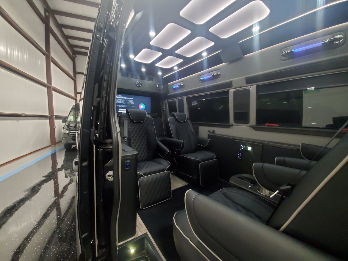 Used 2023 Mercedes-Benz Sprinter 3500 170 Midwest Luxe Business Class ...