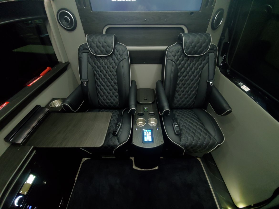 Used 2023 Mercedes-Benz Sprinter 3500 170 Midwest Luxe Business Class ...