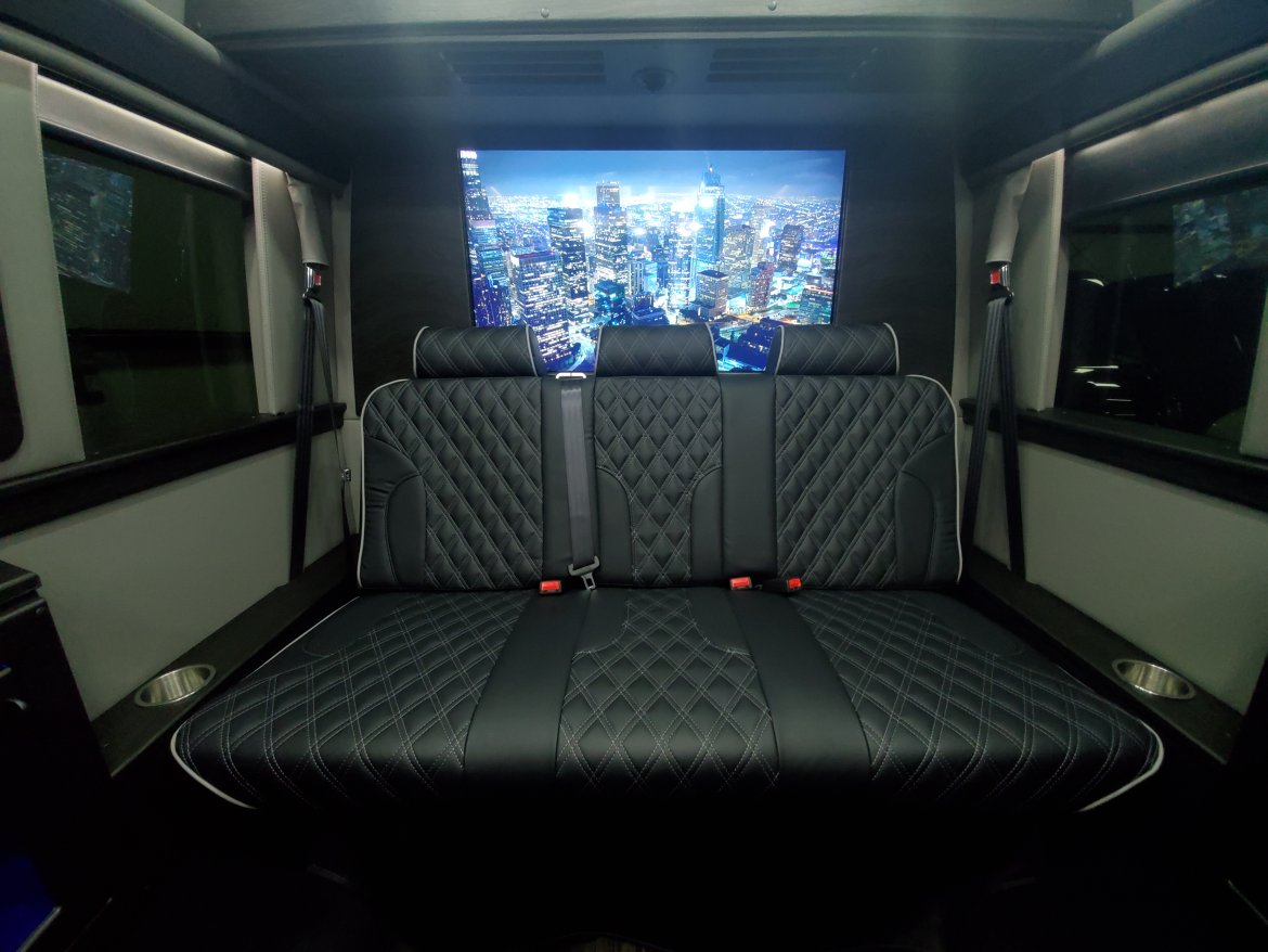 Used 2023 Mercedes-Benz Sprinter 3500 170 Midwest Luxe Business Class ...