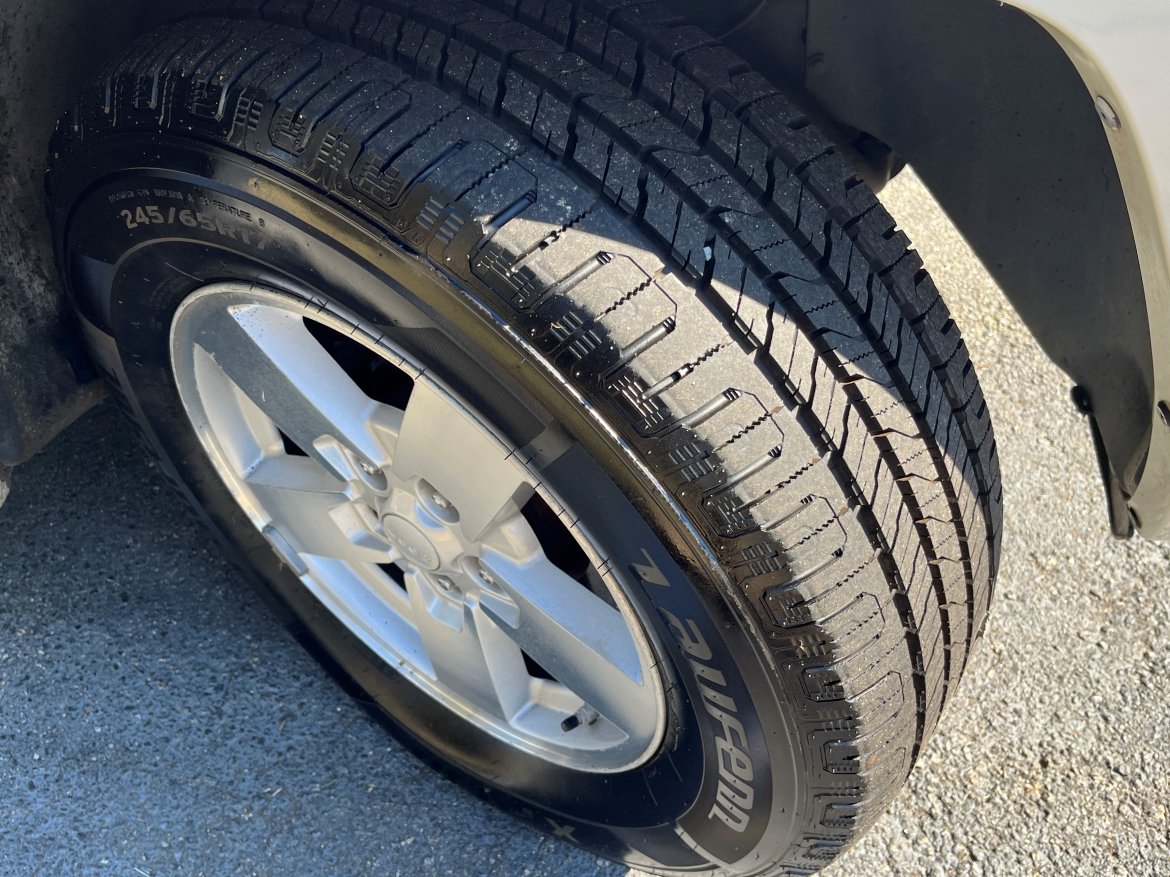 Used 2006 Jeep Commander for sale #WS-15648 | We Sell Limos