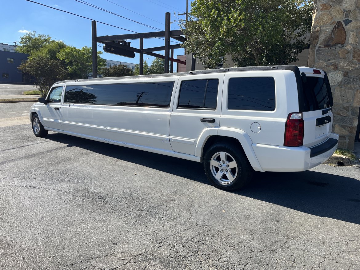 Used 2006 Jeep Commander for sale #WS-15648 | We Sell Limos