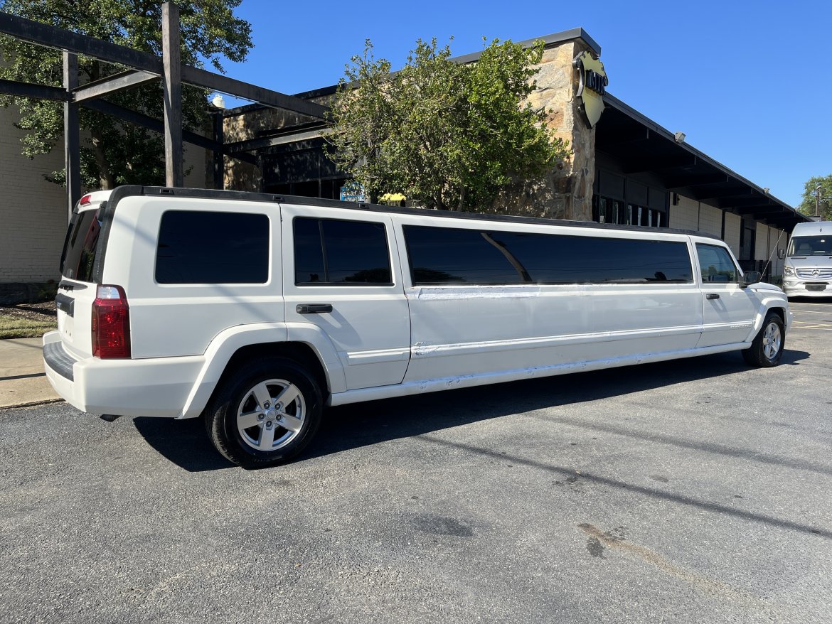 Used 2006 Jeep Commander for sale #WS-15648 | We Sell Limos