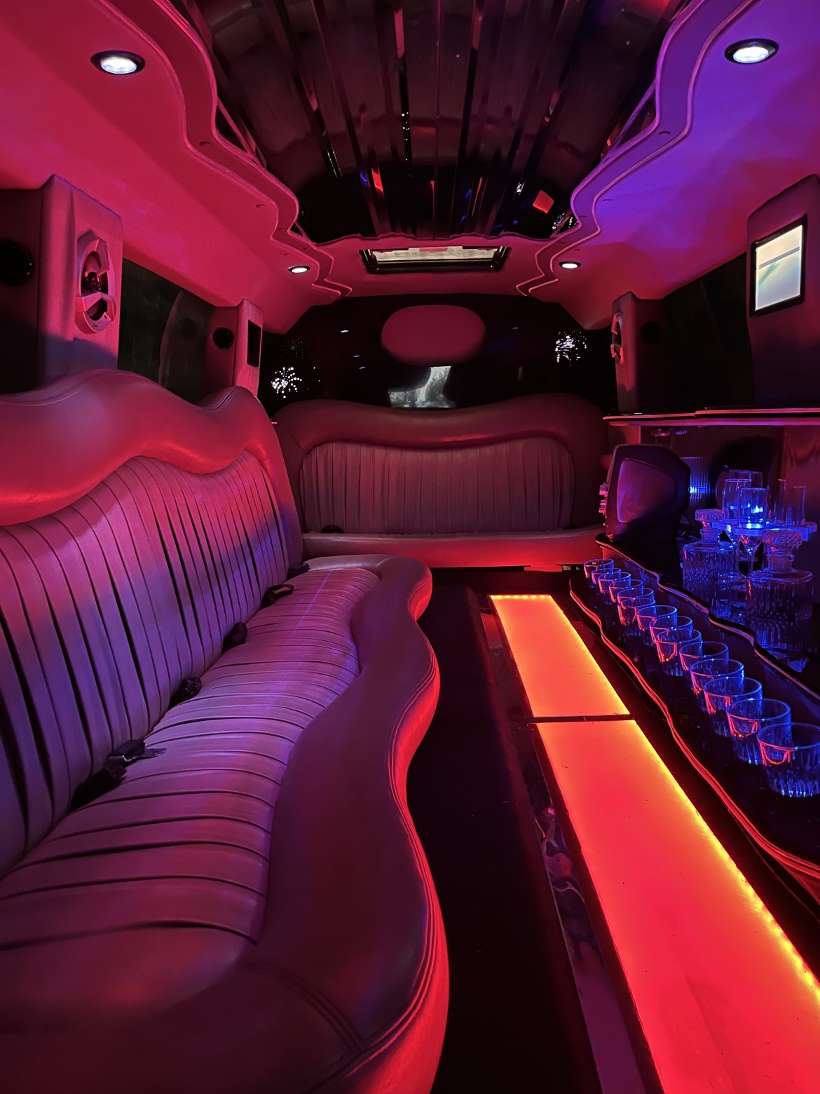 Used 2006 Jeep Commander for sale #WS-15648 | We Sell Limos