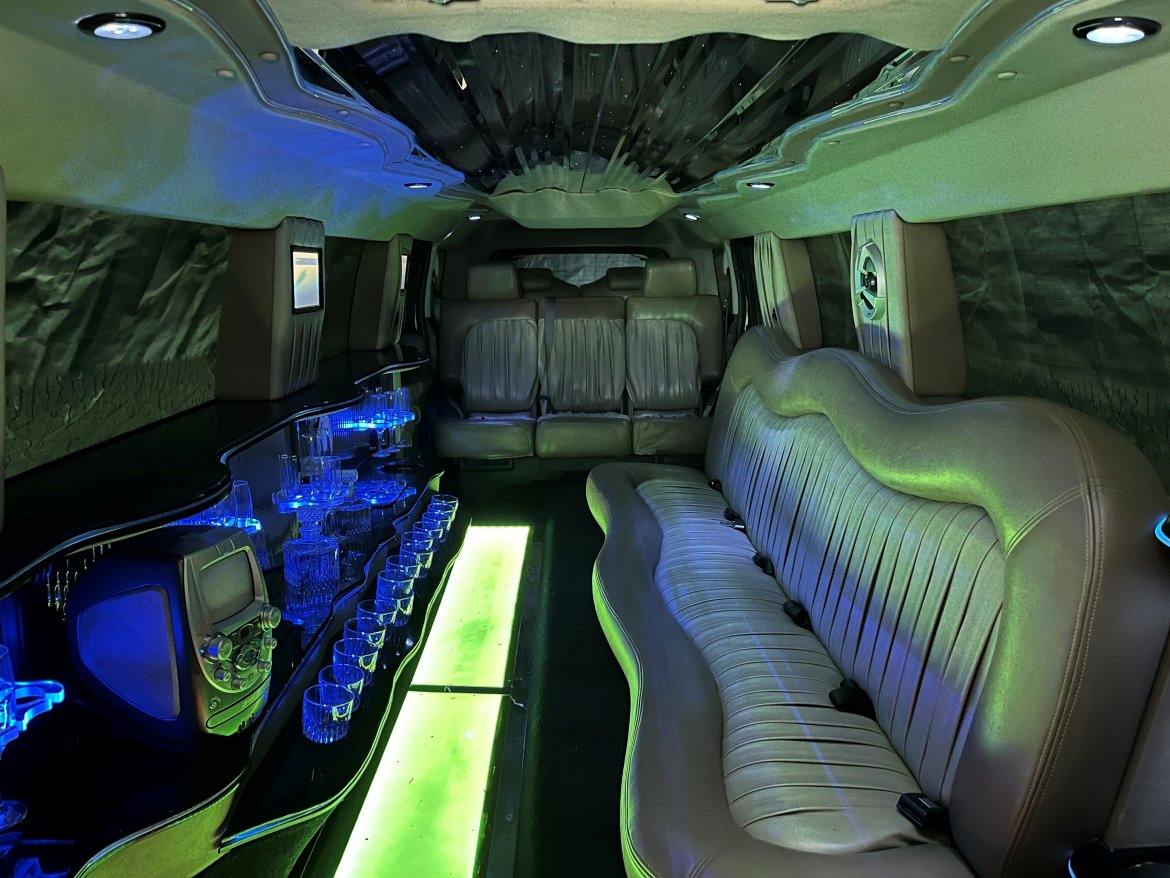Used 2006 Jeep Commander for sale #WS-15648 | We Sell Limos