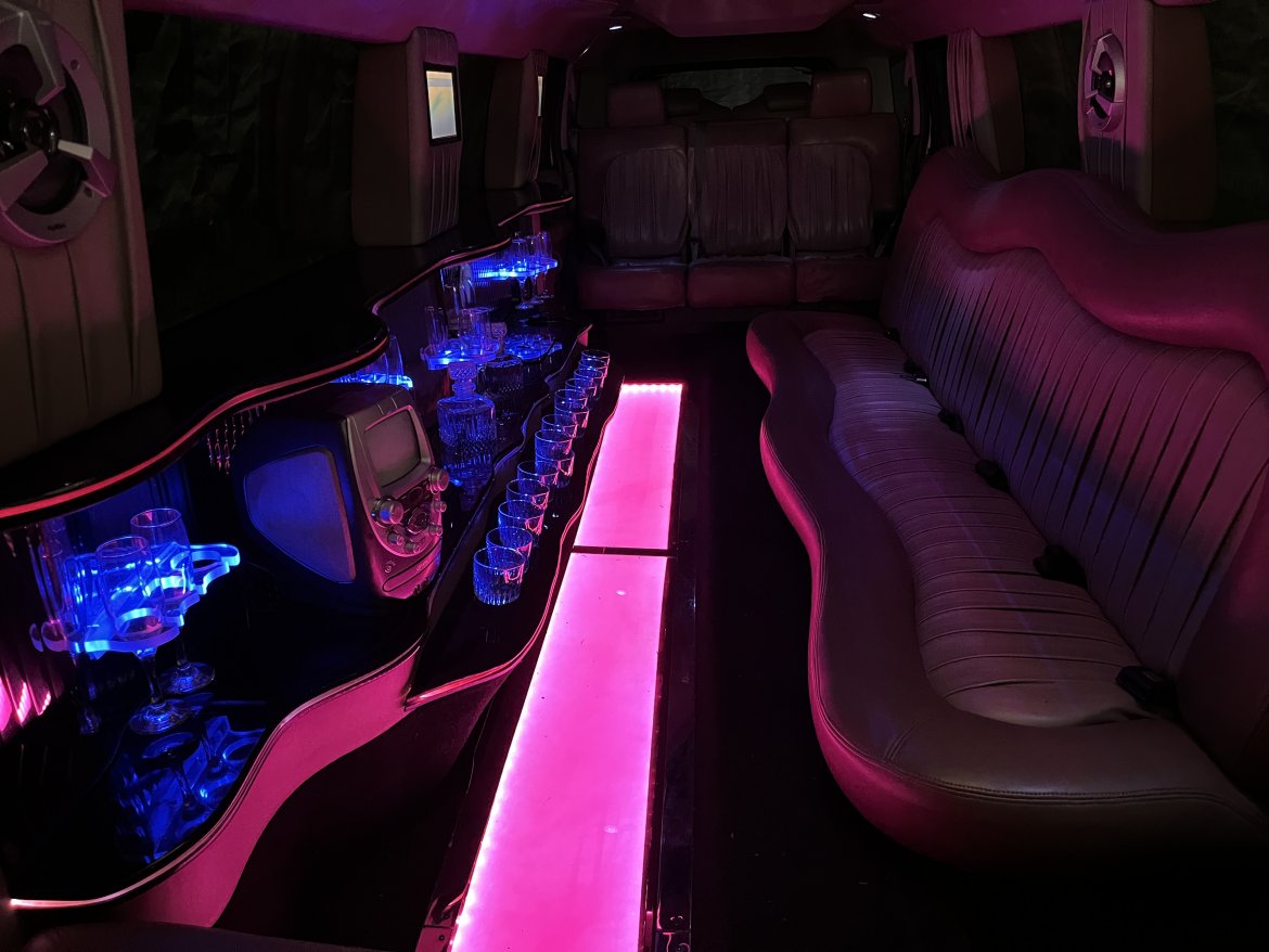 Used 2006 Jeep Commander for sale #WS-15648 | We Sell Limos